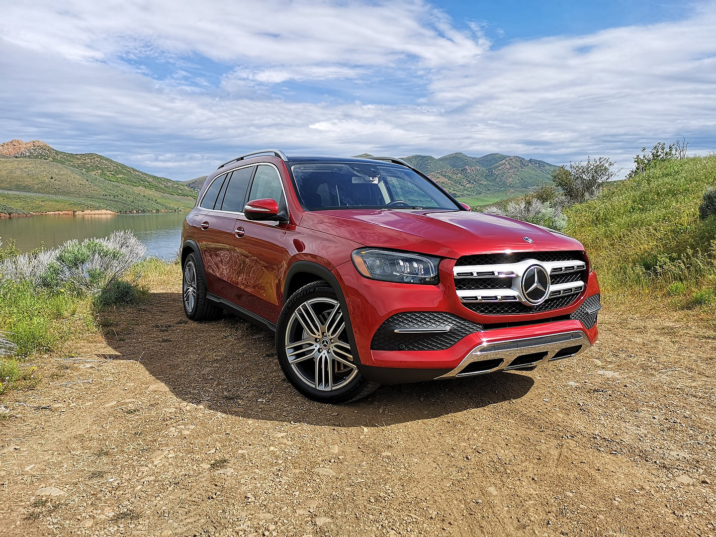 Premier essai routier du Mercedes-Benz GLS 2020 : transport familial de ...